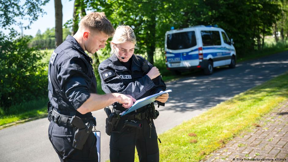Germany: Police say found body may be missing 6-year-old – DW – 06/25/2024