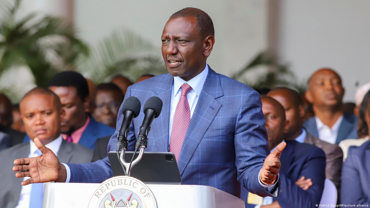 Kenya will need to borrow more after axing tax hikes — Ruto – DW – 07 ...