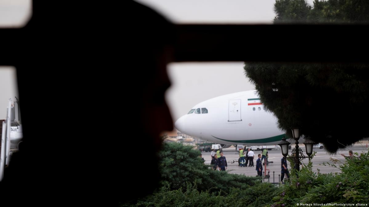 Irán suspende los vuelos en todo el país ante ataques – DW – 26/10/2024