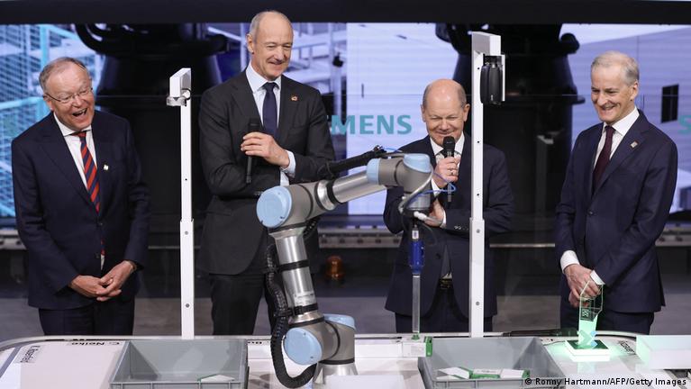 Germany struggles to keep pace in the AI race – DW – 07/01/2024