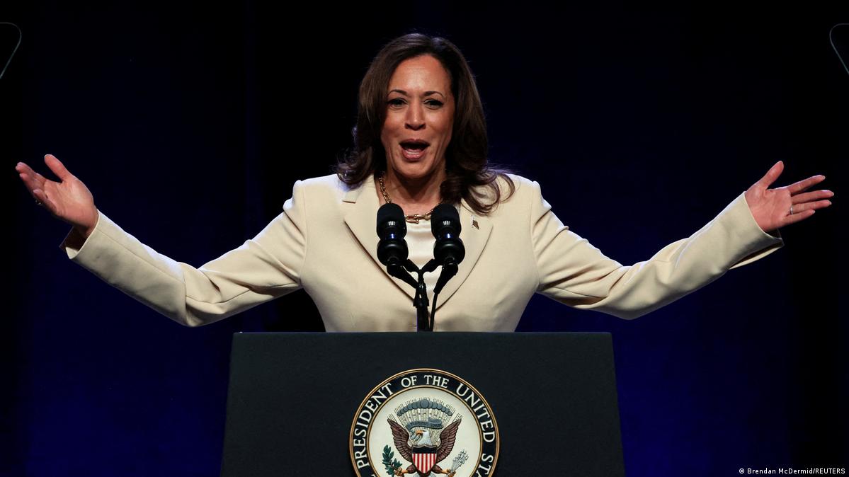 Uchaguzi wa Marekani: Makamu wa Rais Kamala Harris ni nani? – DW – 22. ...
