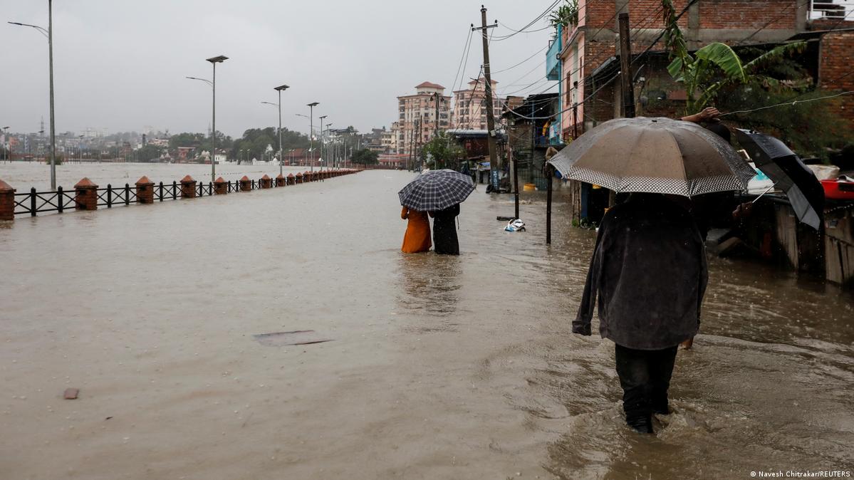 Nepal: Monsoon rains cause deadly flash floods, landslides