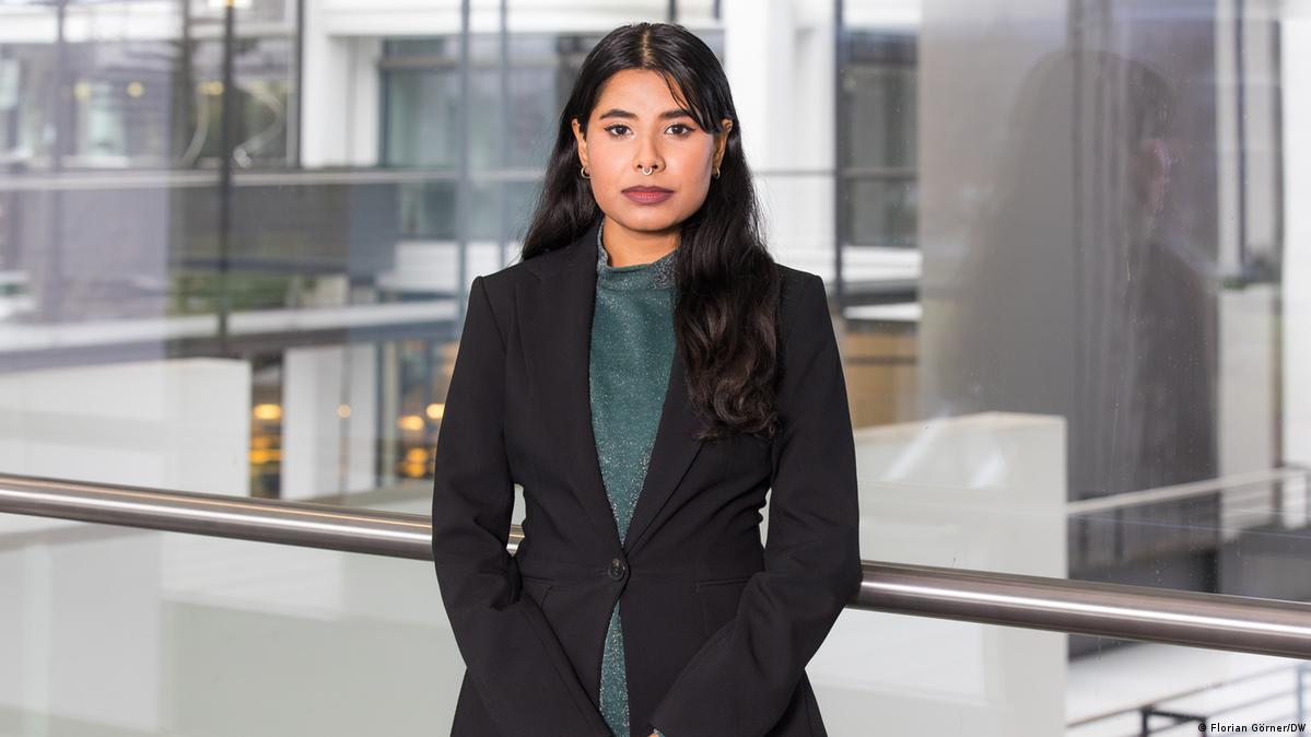 Shristi Mangal Pal – DW