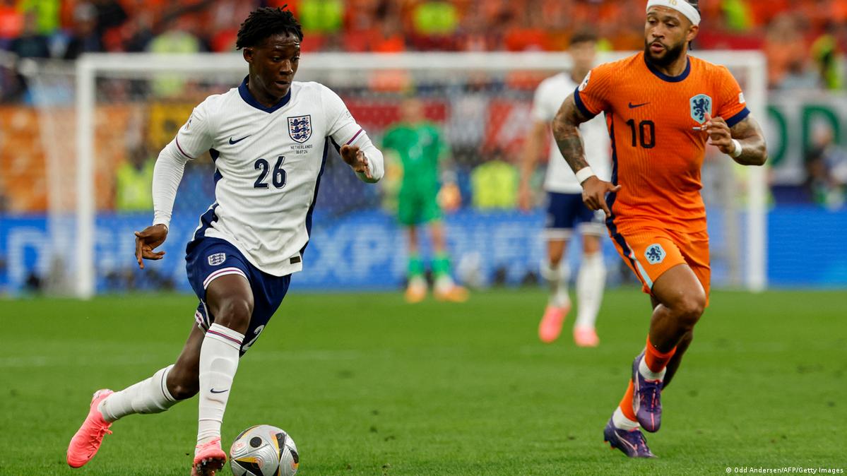 Mainoo comes of age for comeback kings England – DW – 07/11/2024