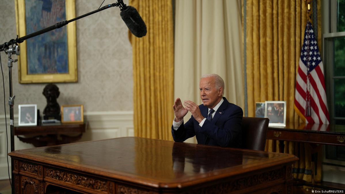 Joe Biden: 'Man of the middle' ends US reelection campaign – DW – 07/22 ...