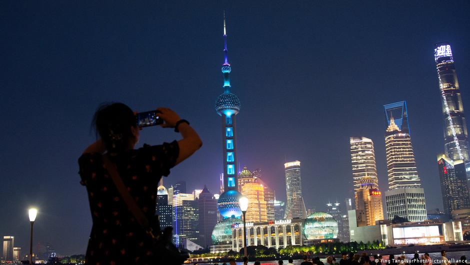 China: Communist Party meets amid economic slump