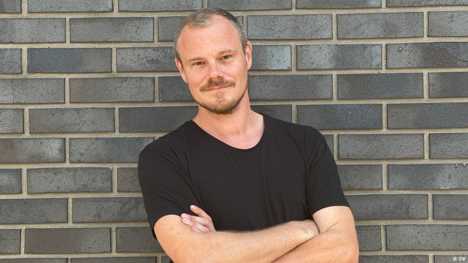 Sebastian Scherer – DW