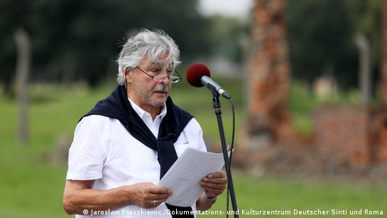 European Holocaust Remembrance Day for Sinti and Roma – DW – 08/01/2024