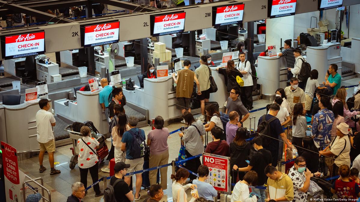 CrowdStrike outage: Airlines start to resume services – DW – 07/20/2024