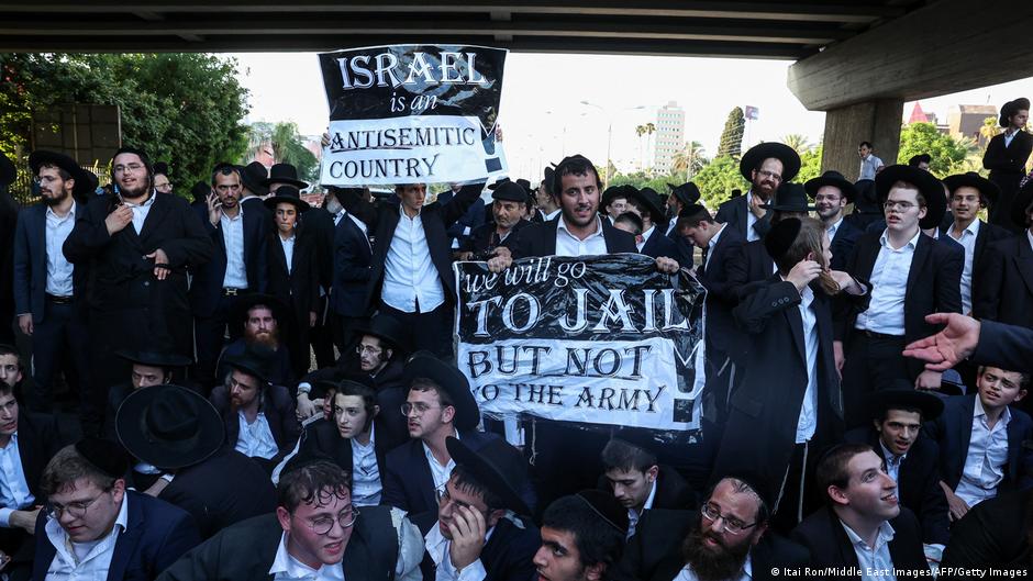 Sarah shaye of leaks the environment was tranquil, plus