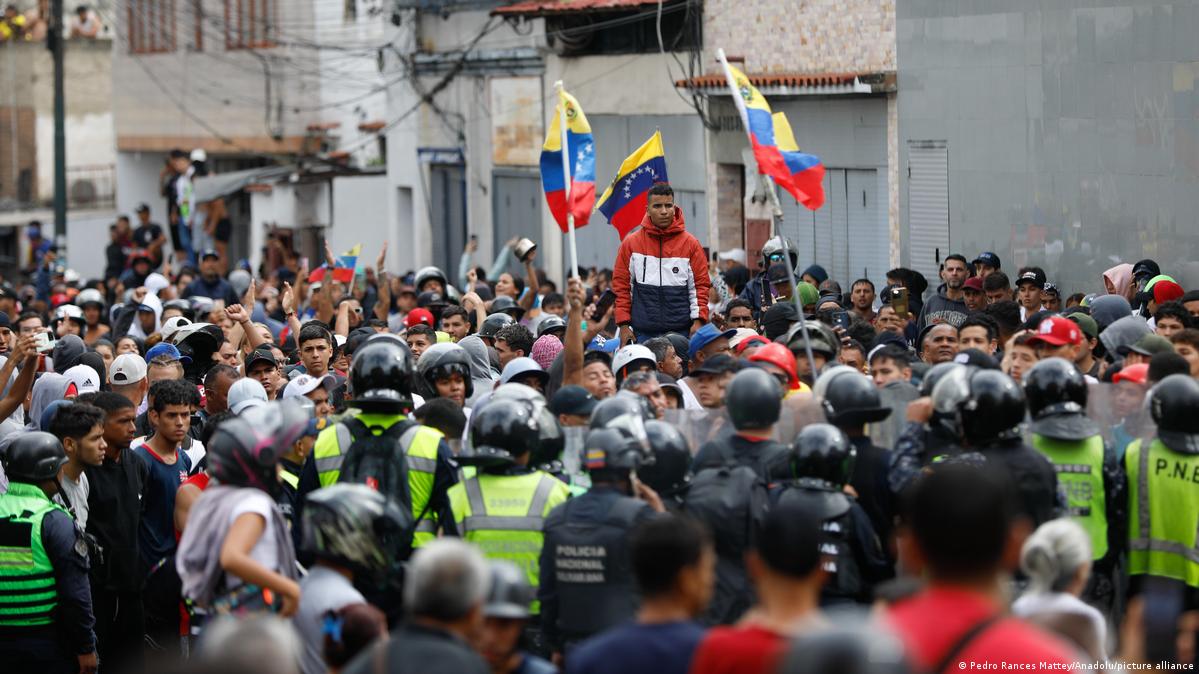 Venezuela election: Opposition says it has proof it won