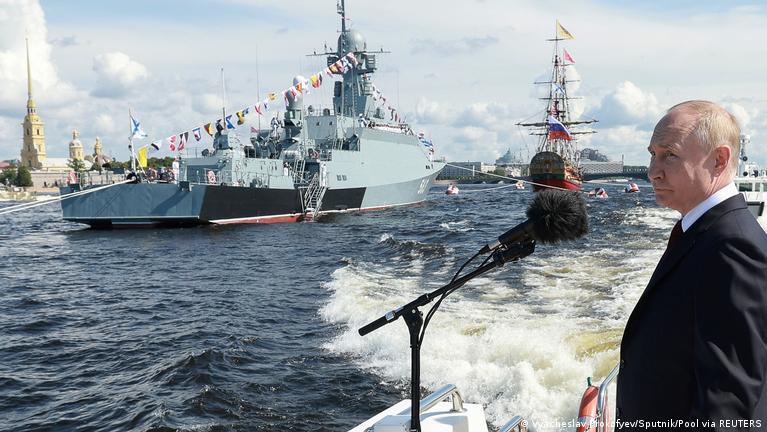 Russian navy begins major combat training exercises