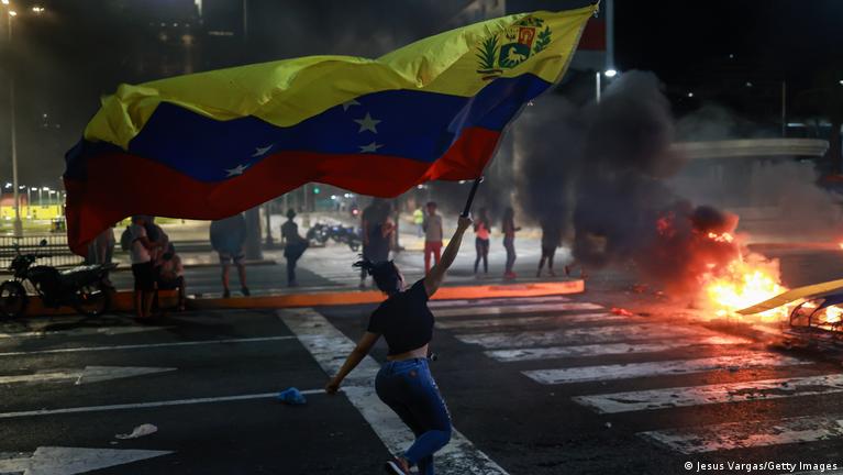 Venezuela: Protest and violence after disputed election