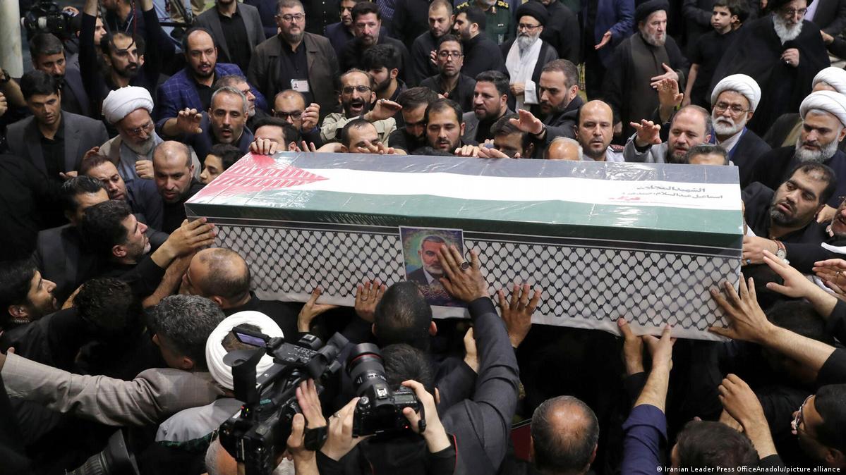 Middle East: 'Short-range projectile' killed Haniyeh — Iran – DW – 08 ...