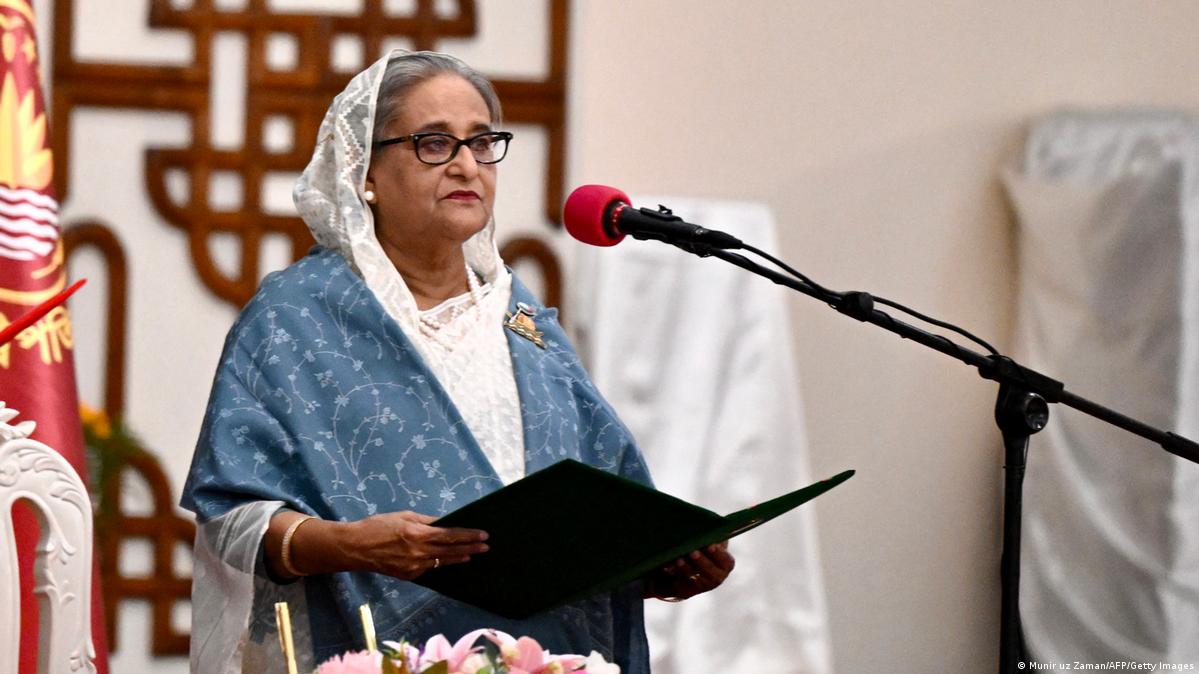 Bangladesh: Sheikh Hasina gives first statement since ouster – DW – 08 ...