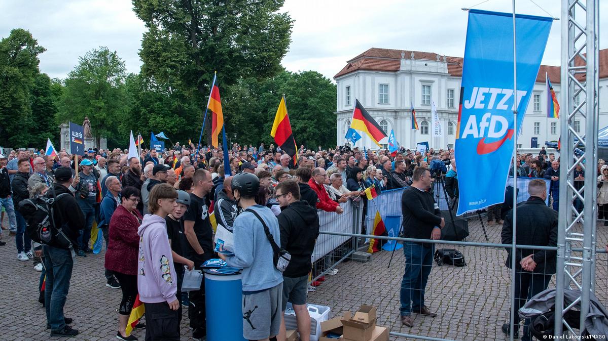 German AfD taps into young voters' fears, disillusionment – DW – 09/25/2024