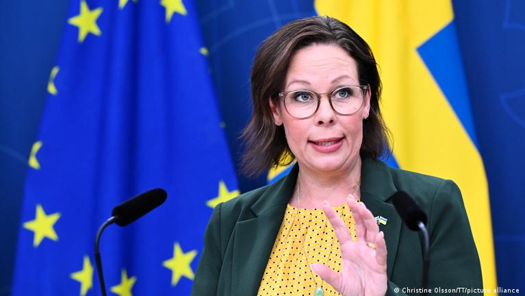 Sweden: Net emigration for first time in over 50 years – DW – 08/08/2024