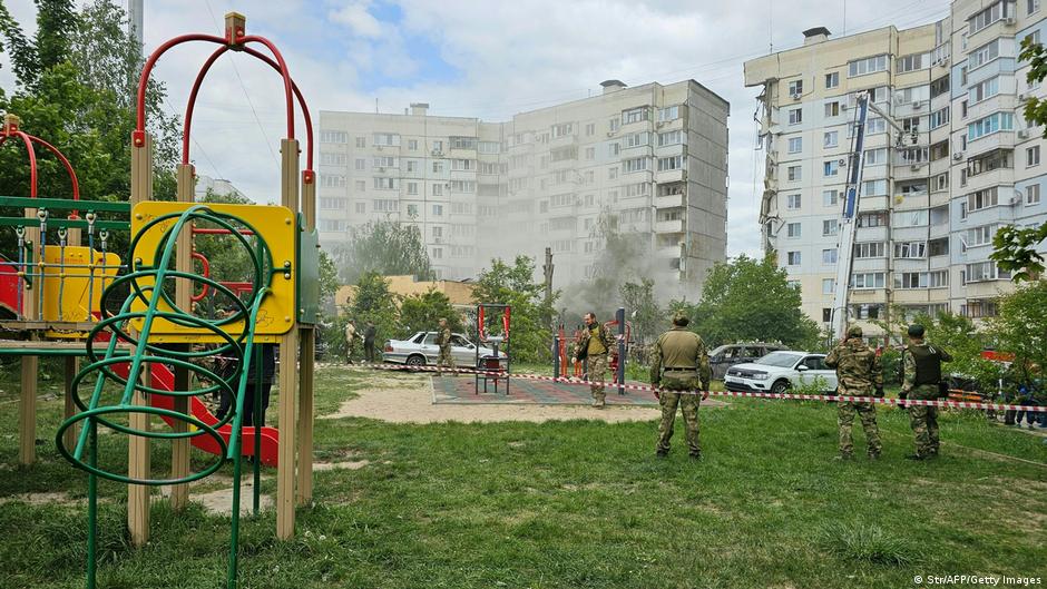 Ukraine updates: Russia says several killed in Belgorod – DW – 08/25/2024