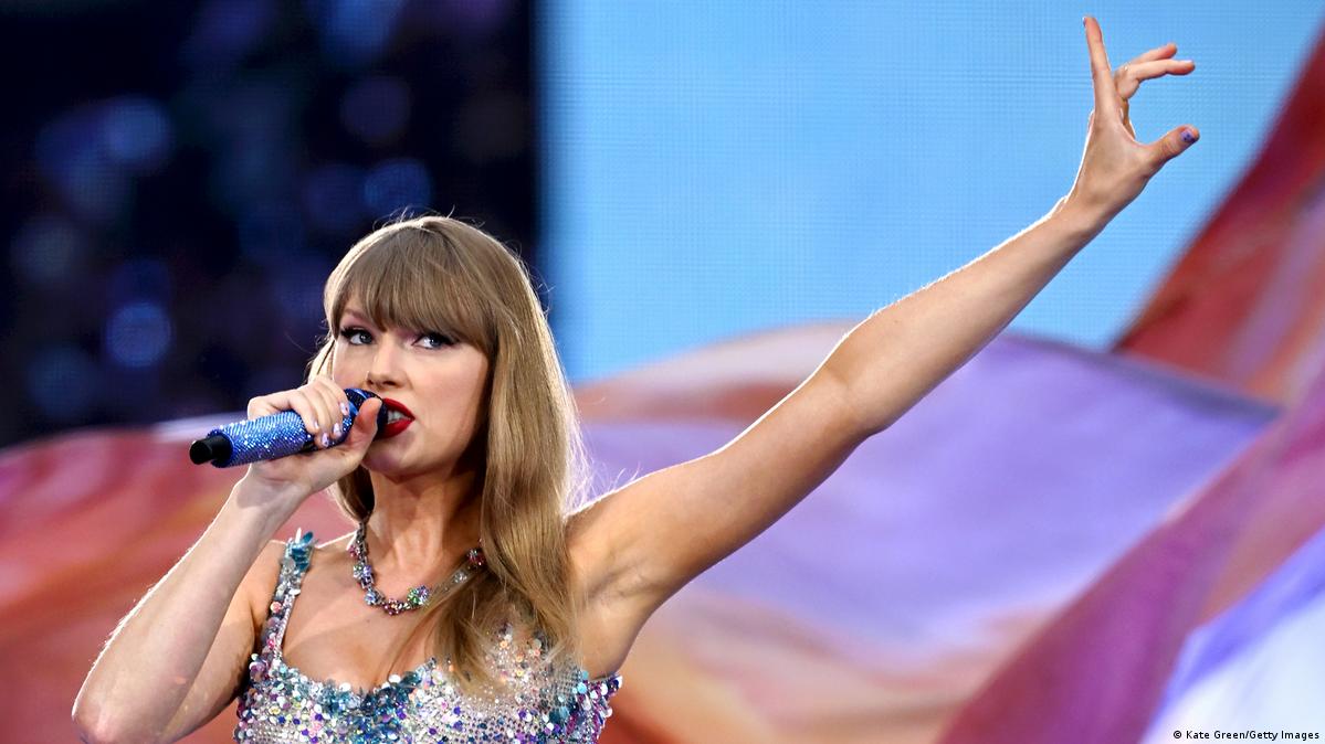 Taylor Swift endorses Kamala Harris for president