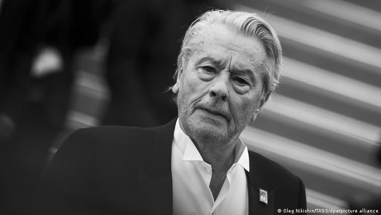 French film star Alain Delon dies at 88