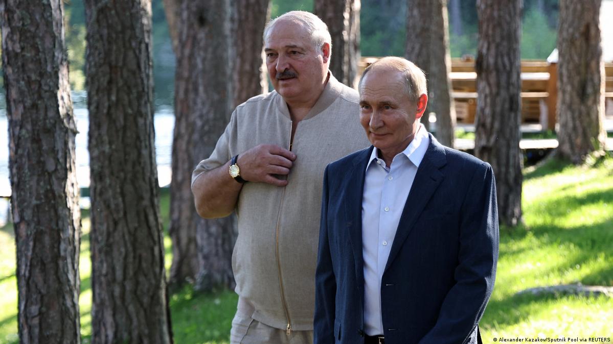 Putin felicita a Lukashenko por su "convincente victoria" – DW – 27/01/2025