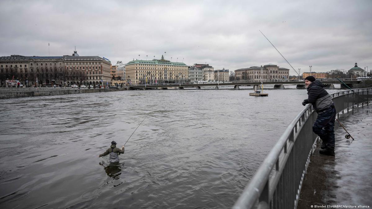 Germany charges 'IS' supporters with Sweden attack plot – DW – 08/21/2024