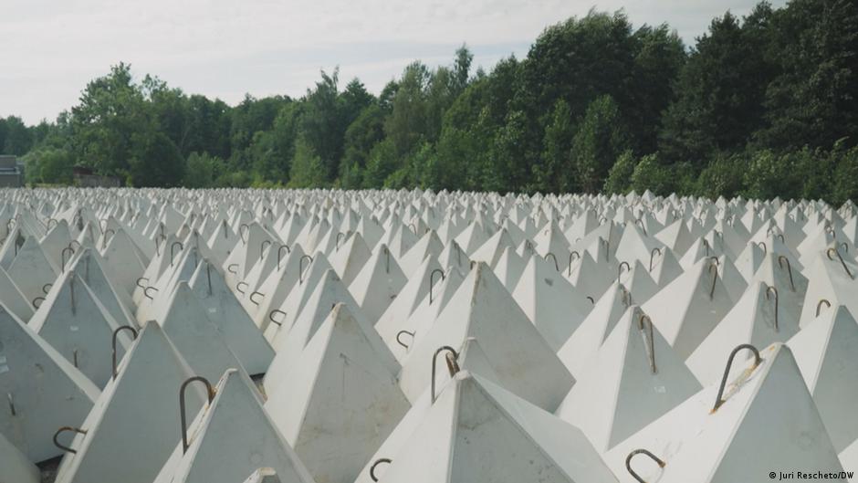 Baltic states build border defenses against Russia – DW – 09/01/2024