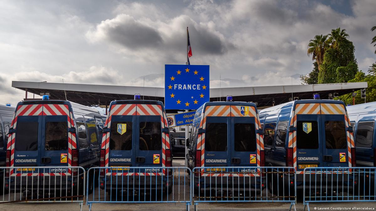 France shifts right on migration under new prime minister