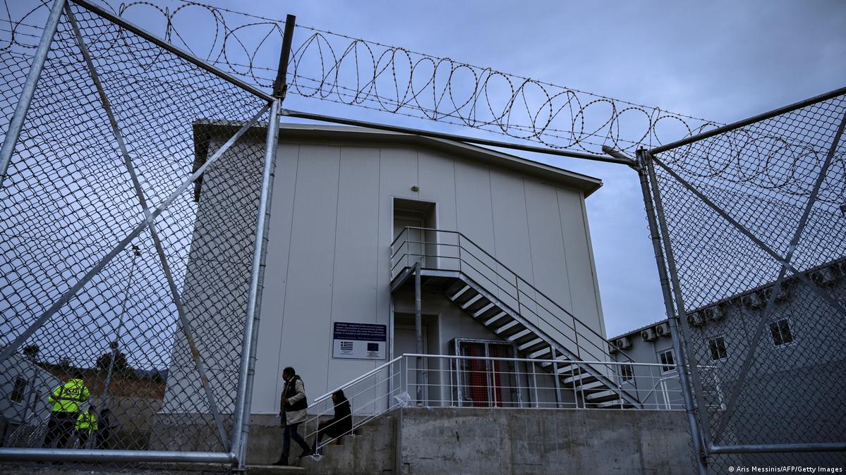 DW: Το γερμανικό ΥπΕσ. για επιστροφές προσφύγων στην Ελλάδα