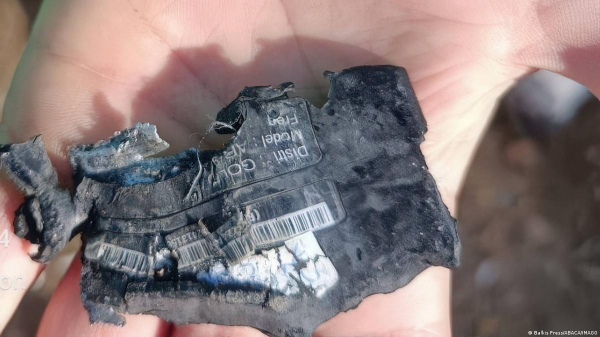 O que se sabe sobre os pagers explosivos do Hezbollah – DW – 19/09/2024