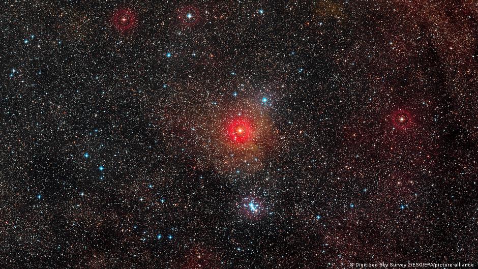 Moon come la luna videos porno her intimate area seemed wet