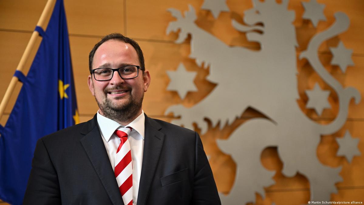 Germany: Thuringia lawmakers pick CDU speaker, rejecting AfD – DW – 09 ...