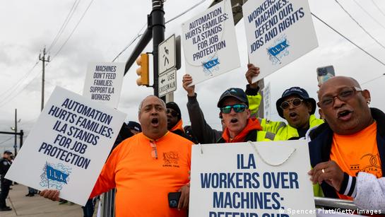 How will German carmakers be affected by US port strikes? – DW – 10/02/2024