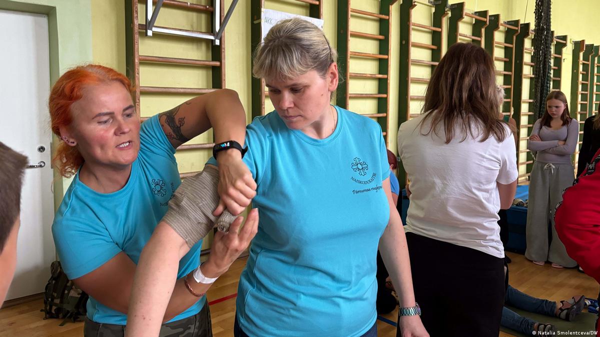 Estonians prepare to defend themselves against Russia – DW – 10/12/2024