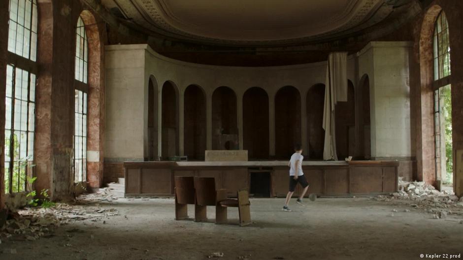 ZonaDocu - Hotel Metalurg - Los desplazados y olvidados de Abjasia – DW – 19/10/2024