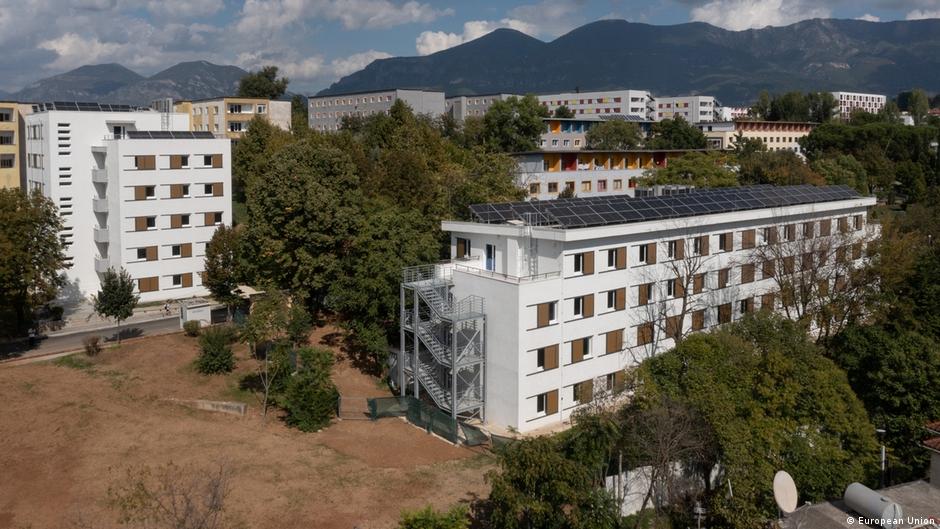 Shqipëri, si po transformohet “Qyteti Studenti” – DW – 16/10/2024