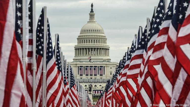 Republicanos avanzan hacia el control del Congreso de EE.UU. – DW – 06 ...