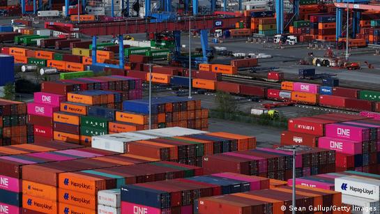 Germany news: Economic institutes slash 2026 growth forecast
