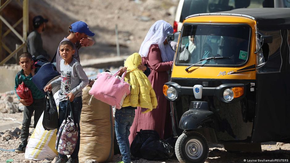 العراق اليوم : لبنانيون يترقبون العودة إلى الوطن – DW – 2024/11/14