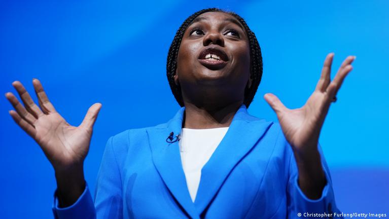 Who is new UK Conservative Party leader Kemi Badenoch? – DW – 11/02/2024