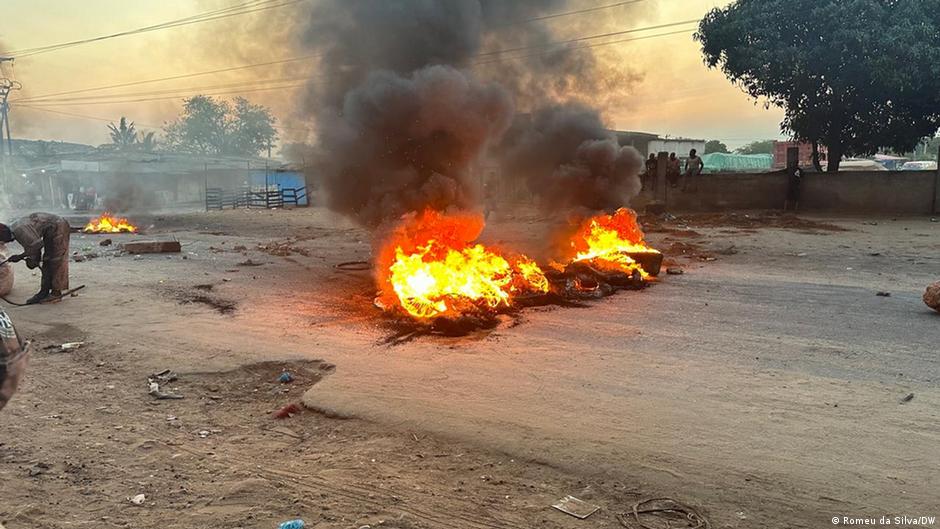 Moçambique: Protestos e disparos marcam o pós-eleições – DW – 24/10/2024