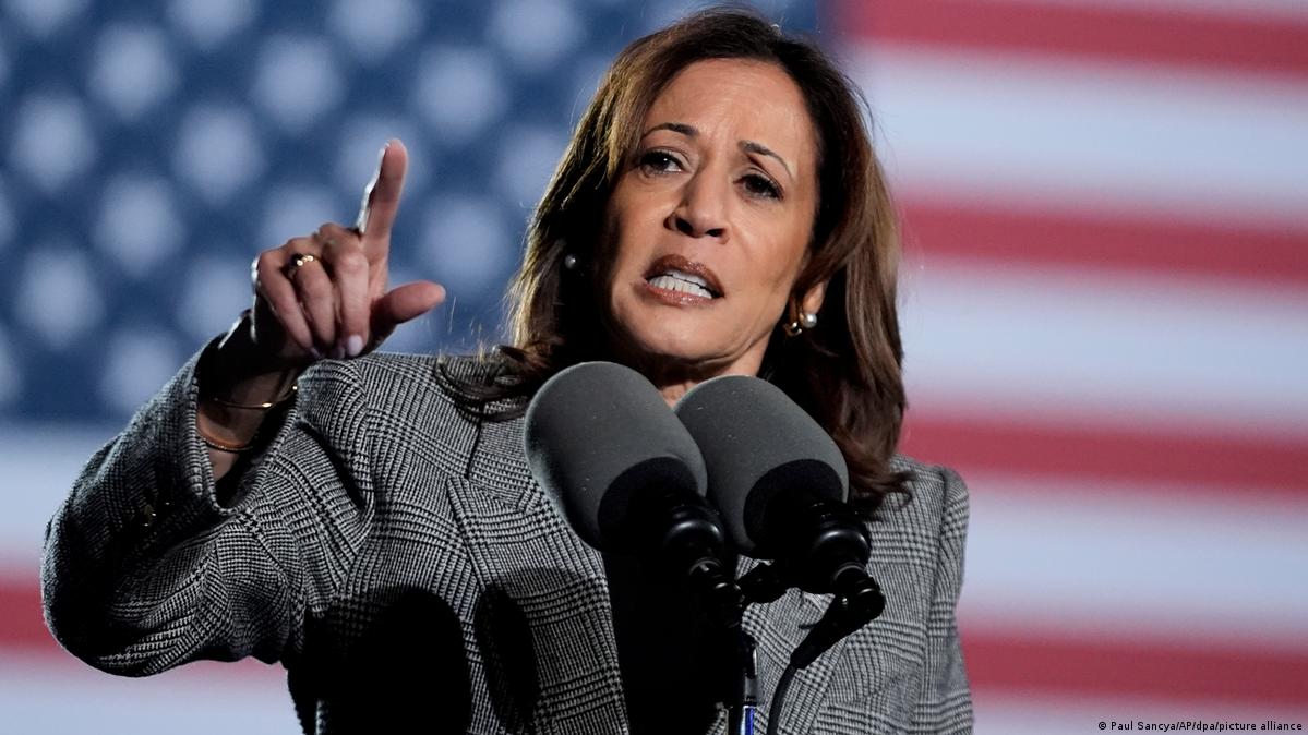 EE.UU.: hija de George Bush llama a votar por Kamala Harris – DW – 29 ...