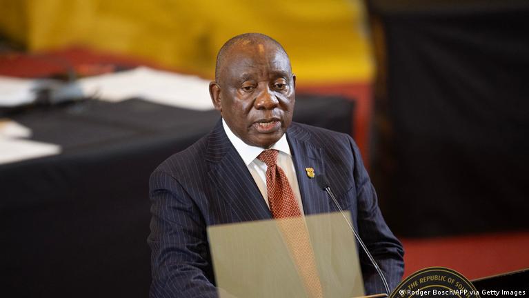 Why is South Africa's new government arguing about Ukraine? – DW – 10 ...