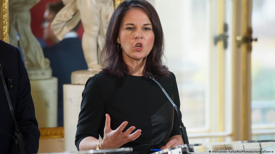 Almanya'dan UCM kararına ilk tepki: Dikkatle inceliyoruz – DW – 22.11.2024