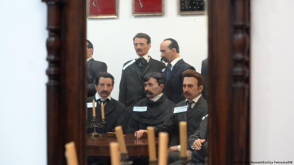 Ден на албанската азбука: Повици за надминување на разликите – DW – 22.11.2024
