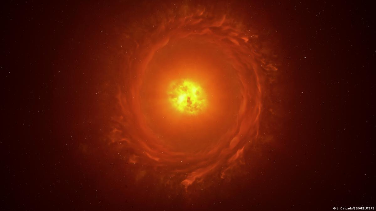 Revelan inédita imagen de una estrella masiva agonizando – DW – 22/11/2024