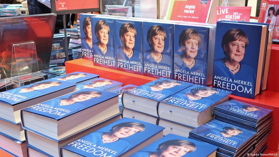 Merkel's book is the most successful of 2024 – DW – 12/05/2024