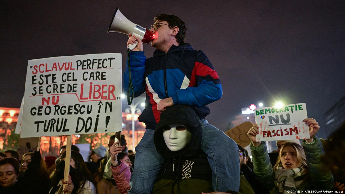 Romania orders election recount after shock far-right win – DW – 11/28/2024