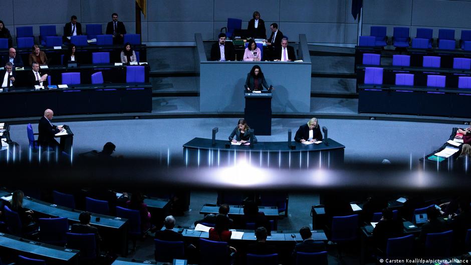 Germany's history of confidence votes in parliament - News Headlines