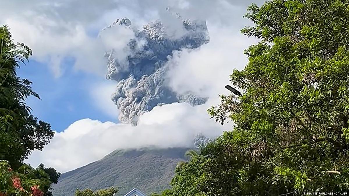 El volcán Bulusan entra en erupción en el este de Filipinas – DW – 28/04/2025
